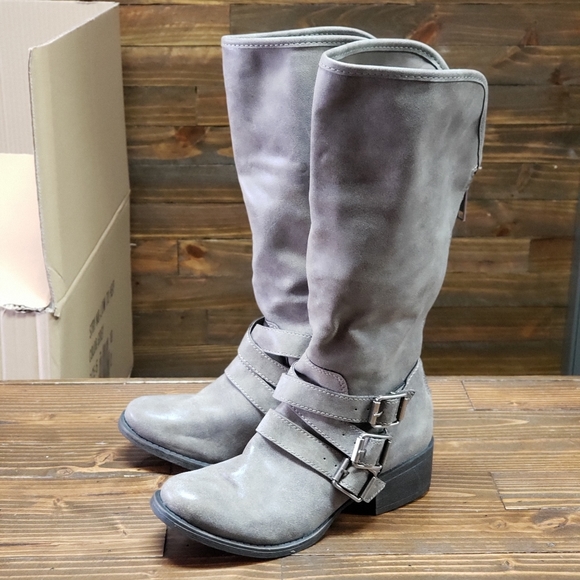 Material Girl | Shoes | Material Girl Boots Size 55 | Poshmark